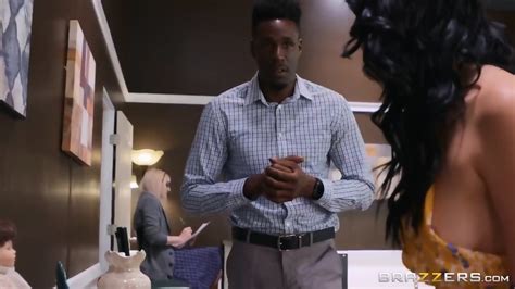 Big Butts Like It Big Mandy Muse Ho In The China Shop Sex With Thick Girl Eporner