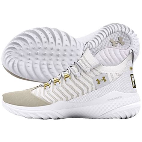 Under Armour Mens Harper 9 Turf Baseball Shoes