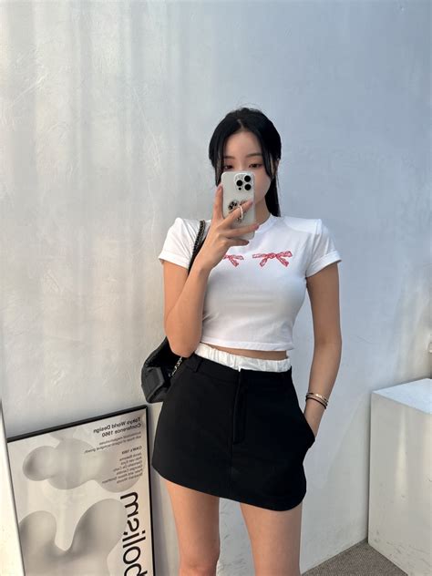 M 투 리본 롤업 티2col 에이블리