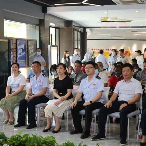“助企纾困 服务外商”外国人学习大讲堂举行 首批 活动 涉外