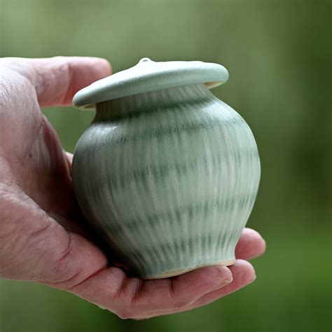 Tranquil Waters Urn Green Keepsake Size — Lucia Urns