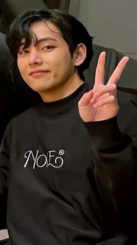 Pin Oleh Denise Crocker Di Tae Hyung Aka V Aka Tae Tae Foto Kekasih