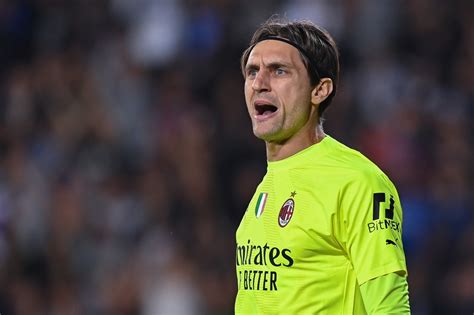 Ciprian Tătărușanu și a pierdut locul de titular la AC Milan