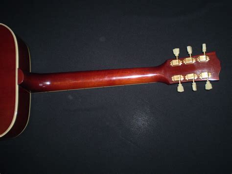 Gibson Hummingbird True Vintage Vos 2008 Sunburst Guitar For Sale
