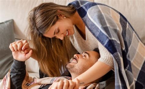 Horóscopo septiembre signos reencuentran con amor de infancia