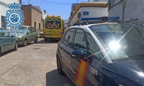 La Policía Rescata A Una Mujer Tras Estar Tres Días Tirada En El Suelo