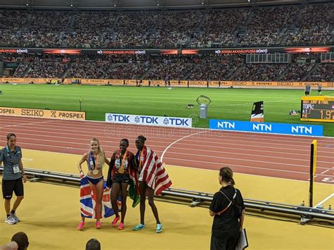 Medallista De 800 M De Mujeres En El Campeonato Mundial De Atletismo