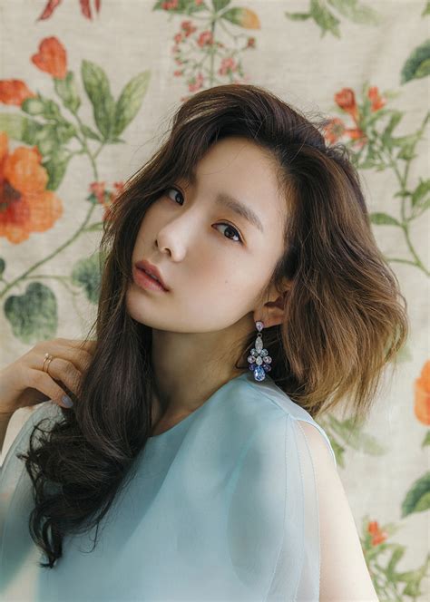 태연 첫 정규앨범 선주문량 11만장 돌파 Pickcon