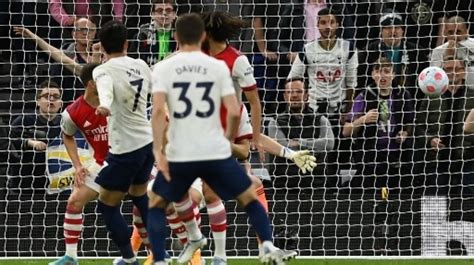 Hasil Bola Tadi Malam Tottenham Hantam Arsenal Real Madrid Cukur Levante