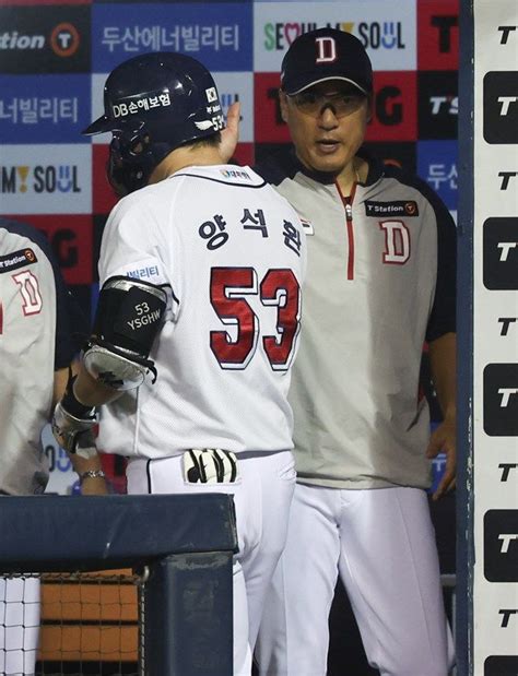 10 두산 양석환 연타석포로 Lg 완파에르난데스 1초 헤드샷 퇴장