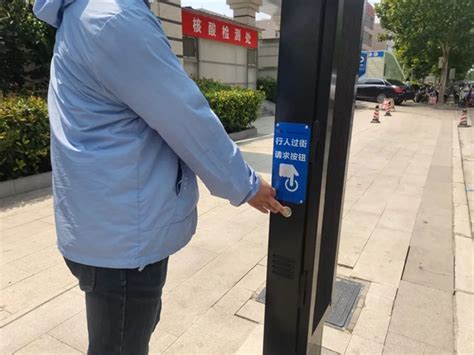 所有人，郑州新增7处触摸式信号灯，20余条道路可一路绿灯通行 社会新闻 河南全媒体网官网