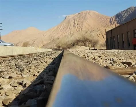 ایستگاه قطار متروکه بن کوه عکس و آدرس نحوه مراجعه کادرو