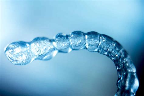 Diferencias entre ortodoncia invisible y ortodoncia estética Estudi