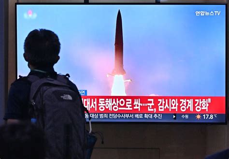北ミサイル、日本から約3000キロ離れた太平洋に落下か－報道 Bloomberg