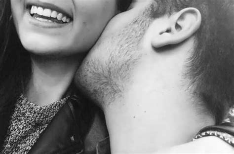 عکس پروفایل عاشقانه ۱۴۰۲ با ۵۴ طرح جذاب و احساسی