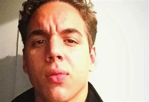 João Campos prefeito de Recife adere ao nevou e platina cabelo