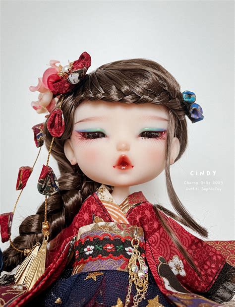 Cindy Commission Charon Dolls