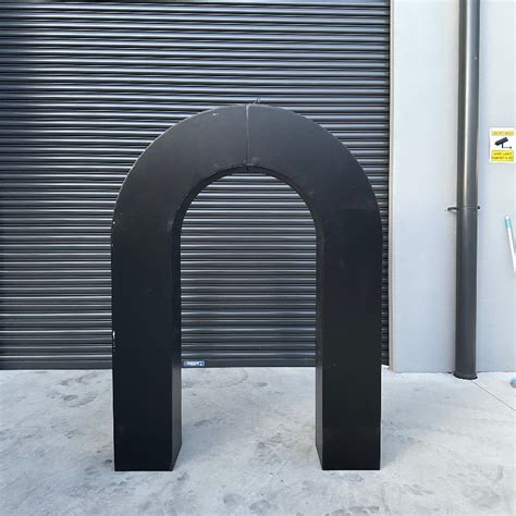 Black Alessia Arch Small Sp Events