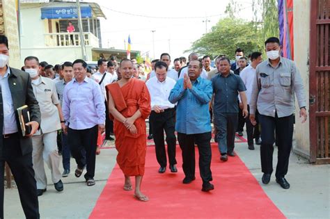 នាយឧត្តមសេនីយ៍ កិត្តិបណ្ឌិត ហ៉ីង ប៊ុនហៀង៖ សមិទ្ធផលនានាកើតមាននៅកម្ពុជា