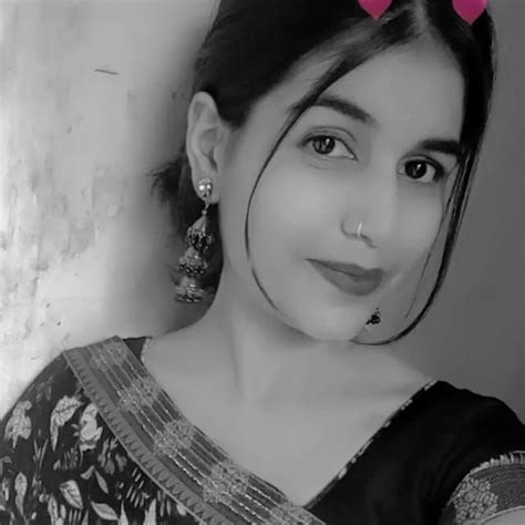 𝙍𝙖𝙣𝙪🦋 Itz Ranu On Threads