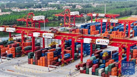 济宁港航龙拱港集装箱吞吐量持续攀升 新闻频道 长城网