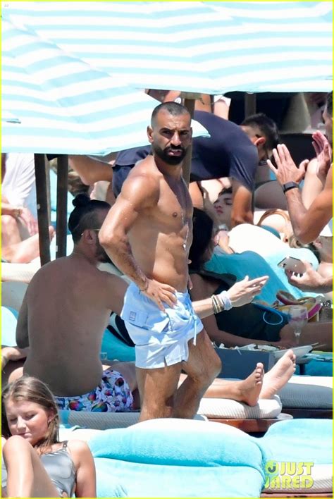 Egyptian Soccer Star Mohamed Salah Shows Off Ripped Abs Going Shirtless