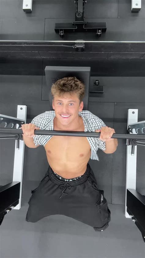 Peyton Stucki Peytonstucki • Instagram Photos And Videos