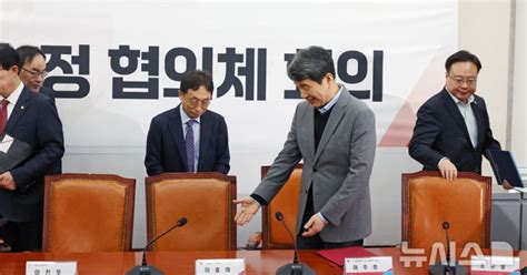 여야의정 협의체 결국 파행의료계 정부·여당 사태 해결 의지 없어