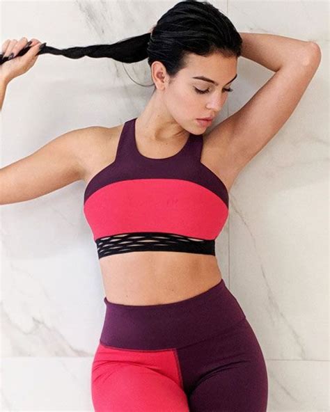 عکس های لخت جورجینا رودریگز نامزد کریس رونالدو بیوگرافی