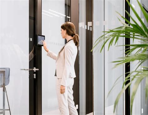 Building IoT E Shelter Security