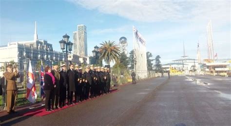 ბათუმში ბრიტანეთის საზღვაო ძალების ხომალდი შემოვიდა Batumelebi • ბათუმის პორტი • Batumelebi Ge