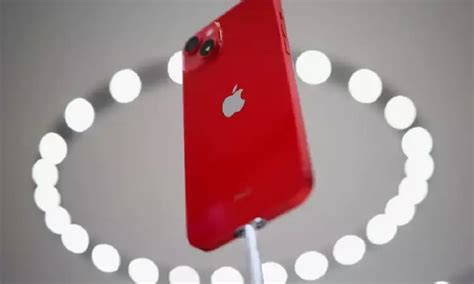 Do Not Sleep Next To Your IPhones While Charging Warns Apple