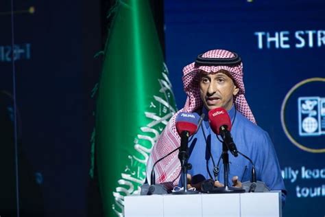 السعودية تطلق إستراتيجية السياحة الرقمية في المملكة ترافل يلا