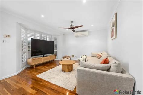 188 Mclarty Road Halls Head Wa 6210 House For Rent