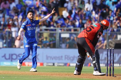 Akash Madhwal Nailed His Yorkers At The Death