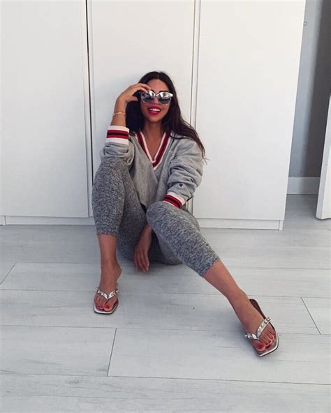 Yolanthe Sneijder Cabau Feet