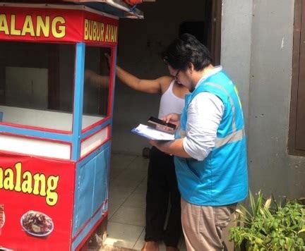 Perbarui Data Pln Up Pondok Gede Sambangi Pelanggan Untuk Update