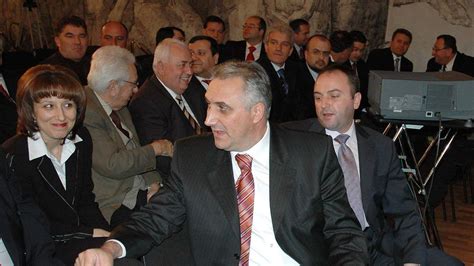 Мехмед Дикме Доган е комплексар Новини бг