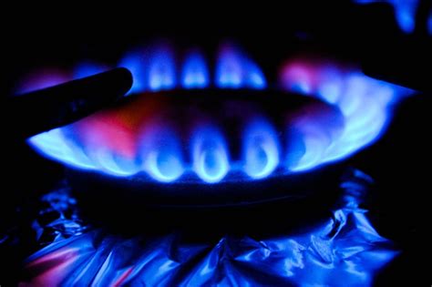 Frigid Temps Cut Us Natural Gas Supply As Demand Soars Texas Faces