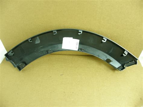 Genuine Land Rover Wheelarch Rear Molding Lr3 Lr4 Rh Right Side Oem New