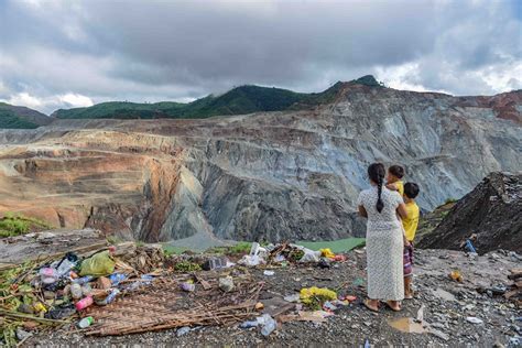 မုဒိမ်းကျင့်ခံရသလိုပဲ ခံစားနေရပါတယ်