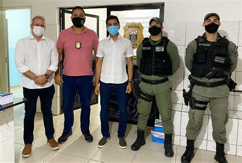 Estudante é preso ao tentar fazer Exame da OAB documento falso Blog Cenário Blog Cenário