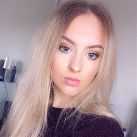 Stream Emily Kennedy 2 Music Listen To Songs Albums Playlists For