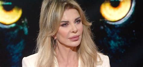 Alba Parietti Mi Vergognavo Di Mia Madre Non Lho Perdonata Dissi