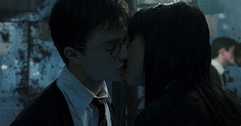 해리포터 케이티 렁 30번만에 키스신 Ok 래드클리프는 키스를 잘해