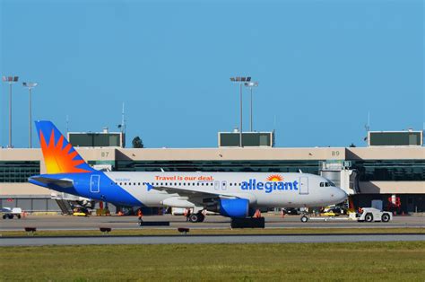 “extensive Repairs” Sarasota Bradenton Airport Closed Until Next Week