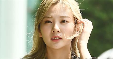 볼빨간사춘기 안지영 예쁨이 살랑살랑 포토엔hd