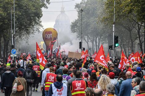 Franceses Protestam Por Aumento Salarial