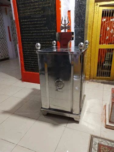 2 Pieces Stainless Steel Temple Hundi Capacity 65kg At ₹ 30000piece