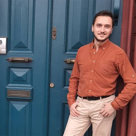 Zuhal Topal la Yemekteyiz Furkan Bozkurt kimdir Instagram hesabı